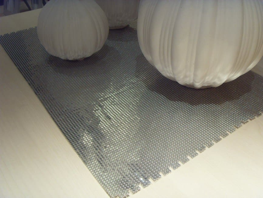 Metal mesh table sheet in silver color - Ball Chain Curtain,Link Chain ...